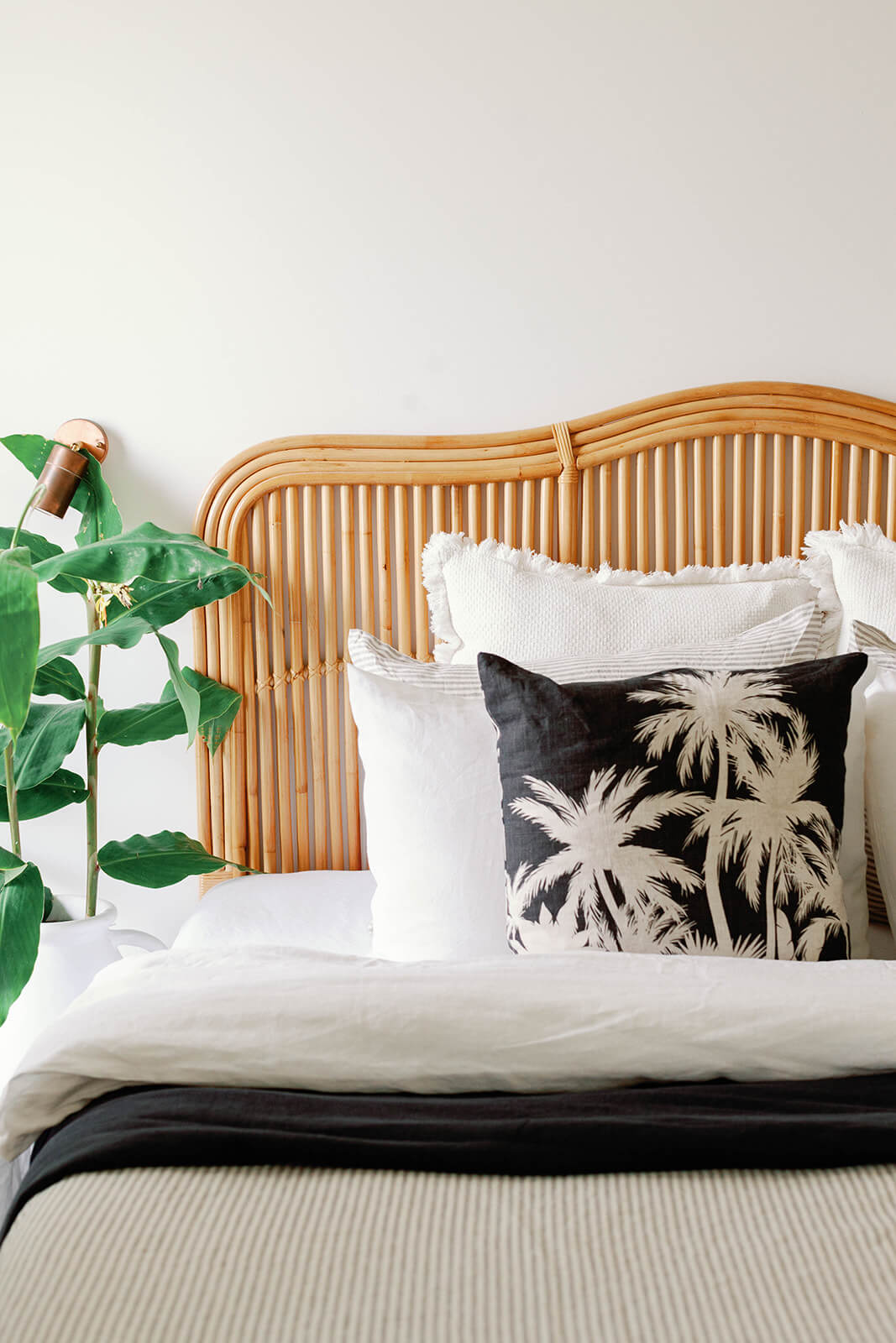 French Linen Bedding | Luxe Pillowcases, Quilts & Sheets | Shop Now ...